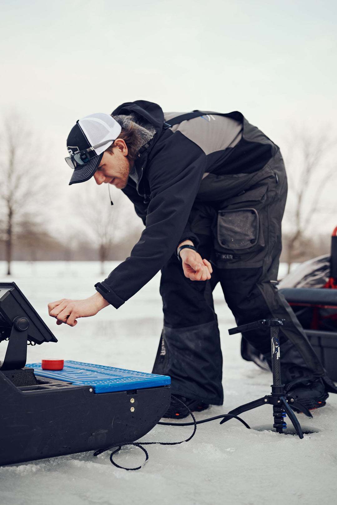 Larmac 360 Rotating Track Mounting System | Summit Fishing Equipment